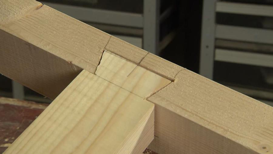 Waarom een pen-gat verbinding ipv een zwaluwstaart-verbinding ...